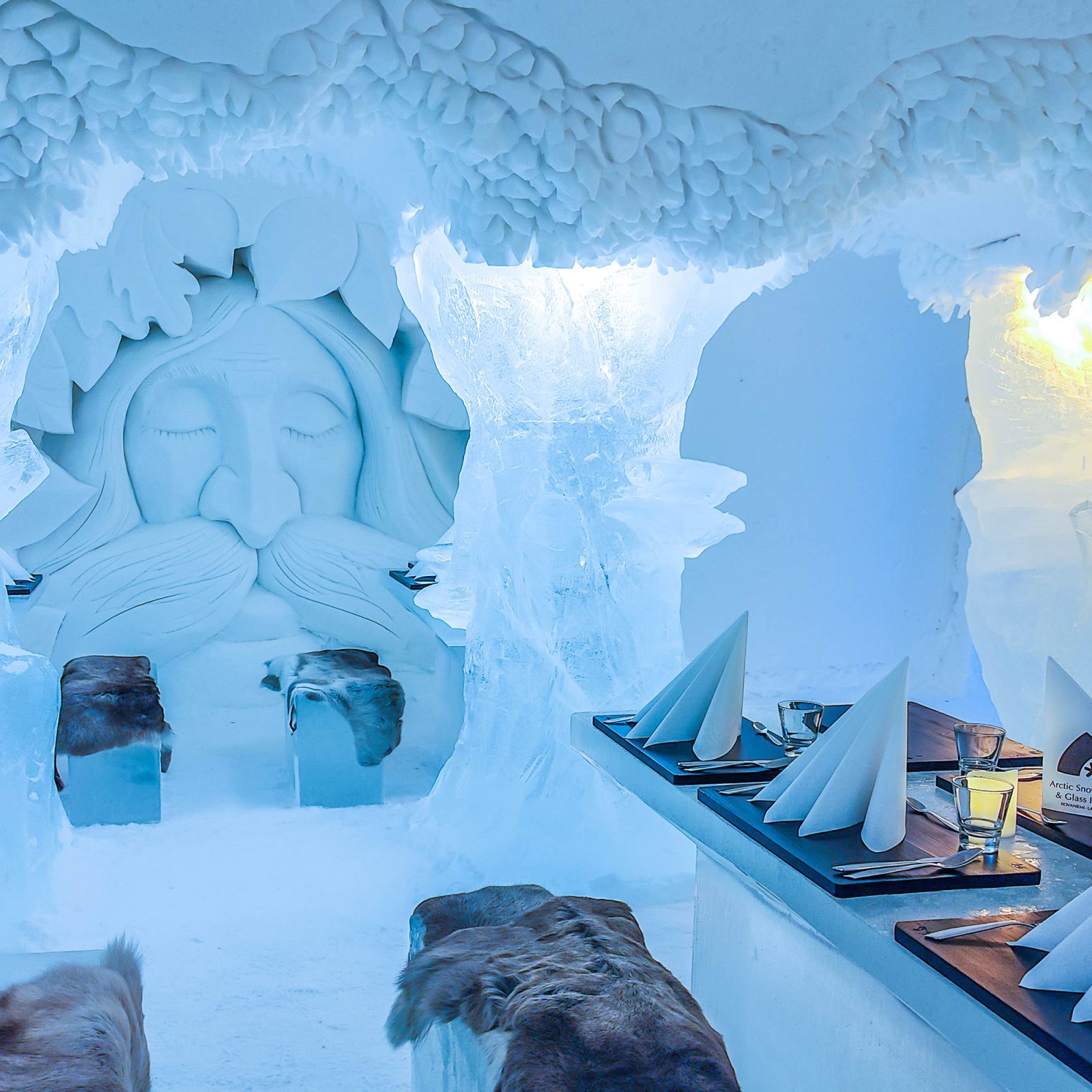 Ice Restaurant | Rovaniemi | Arctic SnowHotel & Glass igloos