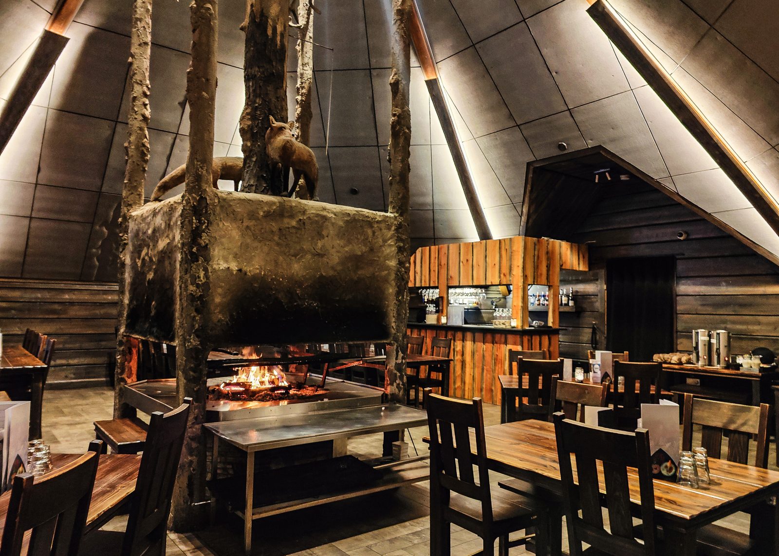 Ice sculpting, sauna, jacuzzi and dinner at Kota Restaurant - Arctic ...