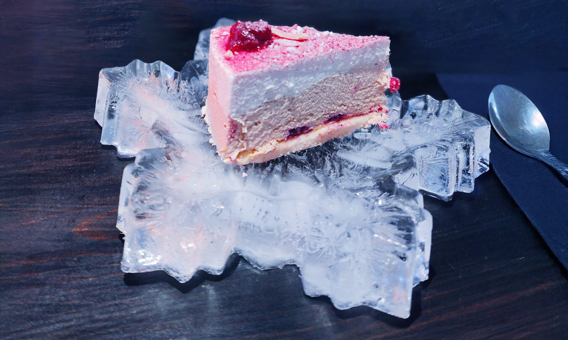 Dinner at the Ice Restaurant | Visiting Package
